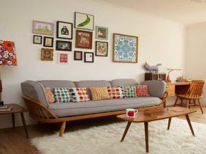 Vintage-Style Living Room Design - SimDreamHomes